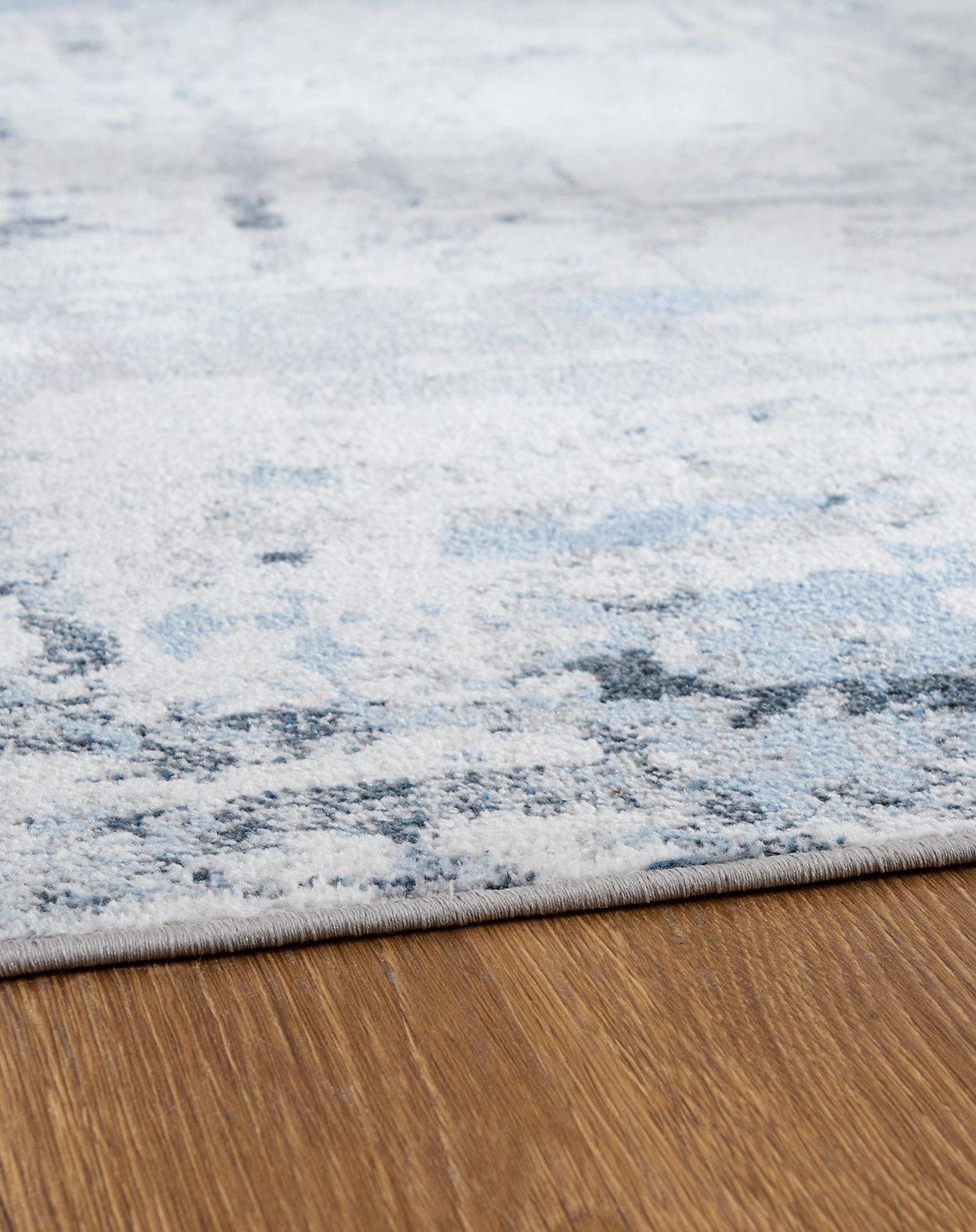 Emertonly 5' x 7' Washable Rug — All Weather Patio